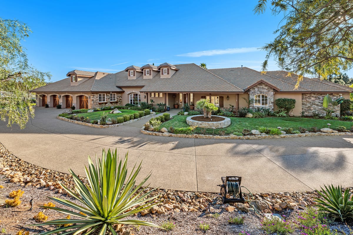 3303 Lilac Summit James Jam Realtor - Buy or Sell North County San ...